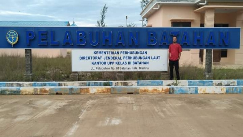 Keindahan Pelabuhan Palimbungan Batahan yang Memukau - MohgaNews