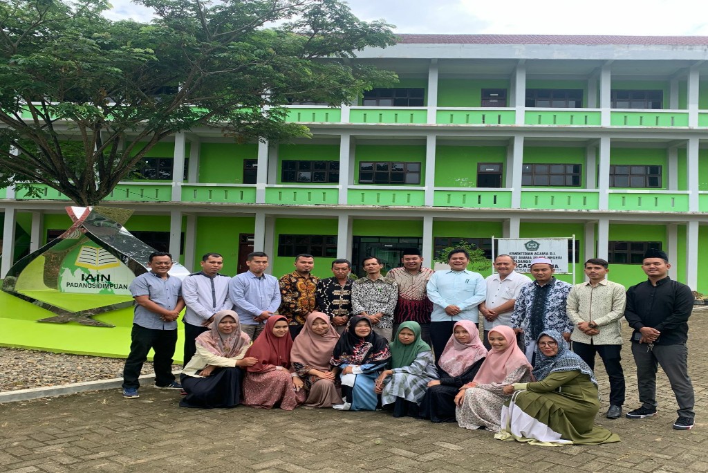 Sikap Muslim Negarawan Dalam Mengisi Kemerdekaan - MohgaNews