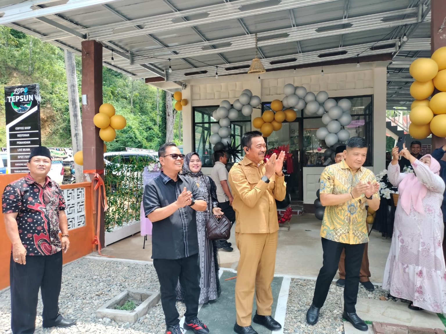 Lopo Tepsun Milik Dodi Martua di Pintu Air Mandailing Natal Diresmikan ...